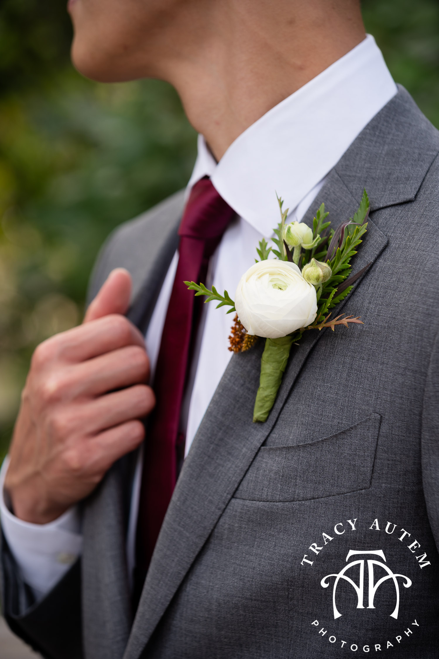 Rachel & Eric – Wedding Ceremony & First Look at Fort Worth Zoo | Tracy ...
